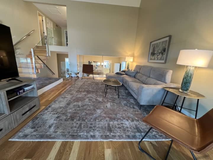 Willow Creek Parkside Escape - Highlands Ranch, CO