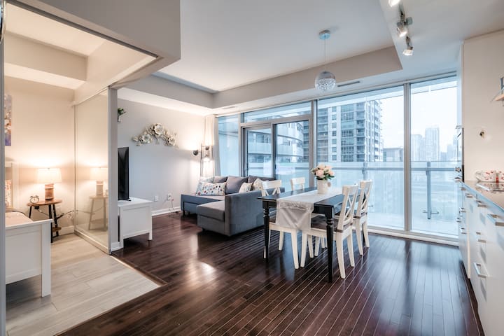 Fifa Location! Central 1bdr Modern Condo - Toronto