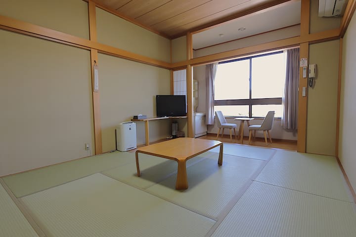 和室から富士山を堪能! 1~3名様 バス/トイレ共用【禁煙】 レイクピアエンゼル - 富士山