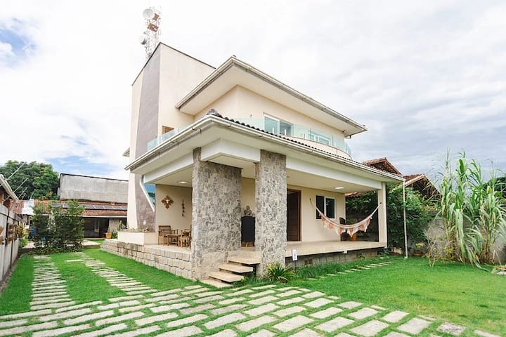 Alto Padrão Há 5 Minutos A Pé Da Praia - Rio das Ostras