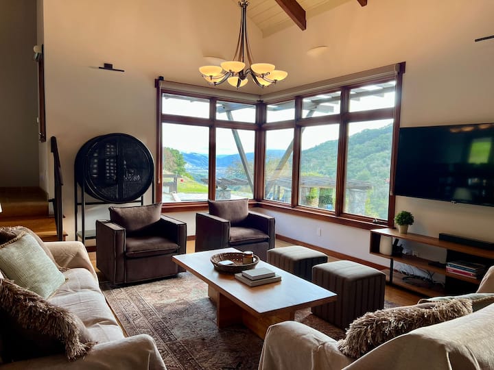 Sunol Chalet | 80 Acres • Pool • Gym • Game Room - Pleasanton, CA