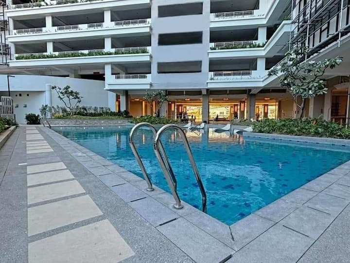 360 Manila Bay View Penthouse 13 Beds Pool Parking - Manila