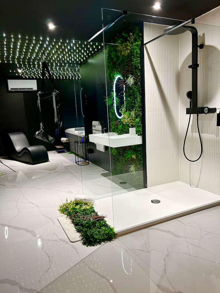 Bdsm Tantra Love Room & Spa - Salon-de-Provence