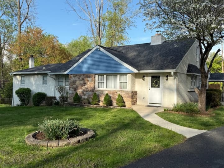 Tranquil Phoenixville 1 Bed Apt. - Phoenixville, PA