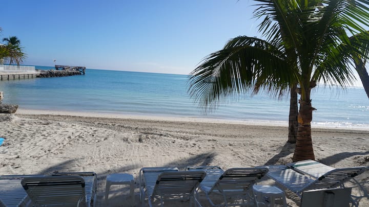 Ocean Beach Condo In Paradise - Key Colony Beach, FL