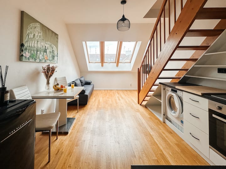 Penthouse With Big Terrace And Magical View Tower - プラハ