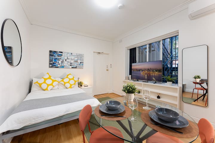 Sn5-budget-friendly Micro Studio W/ Roof-top View - Sydney