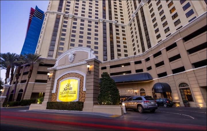 Luxury 1 Bedroom Resort Villa With Jacuzzi - Henderson, NV