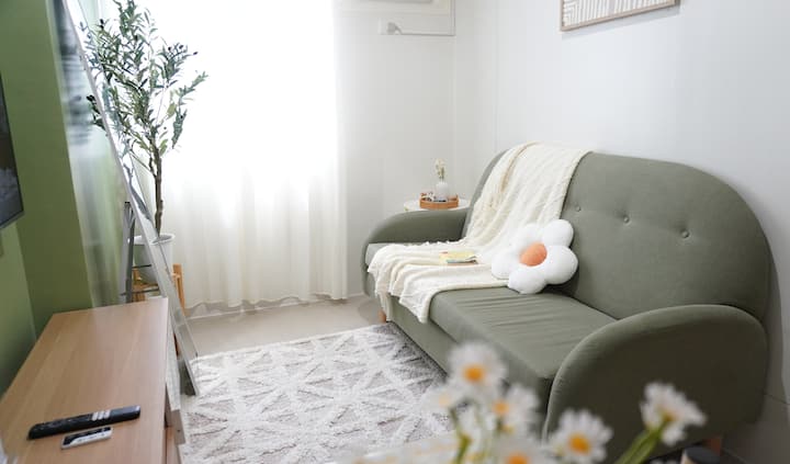 Serene & Cozy 2br | Pools + Netflix + Retro Games - Meycauayan