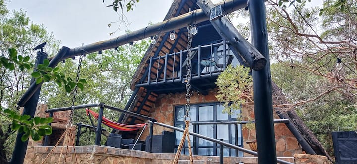 Picturesque82 - Off-grid Self Catering - Buffelspoort