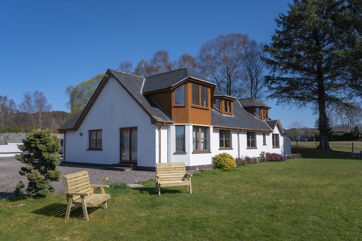 Double Ensuite Bedroom - Spean Bridge