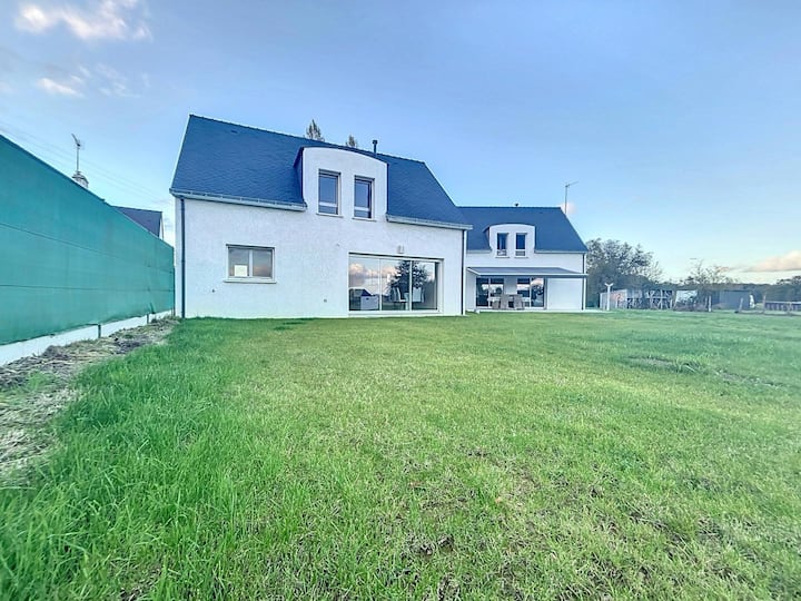 Maison Neuve - B -
Avec Parking Gratuit - Pontchâteau