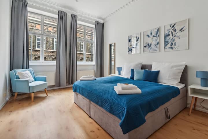 3zi Altbau-wohnung "Holstentor" In Der Altstadt - Lübeck
