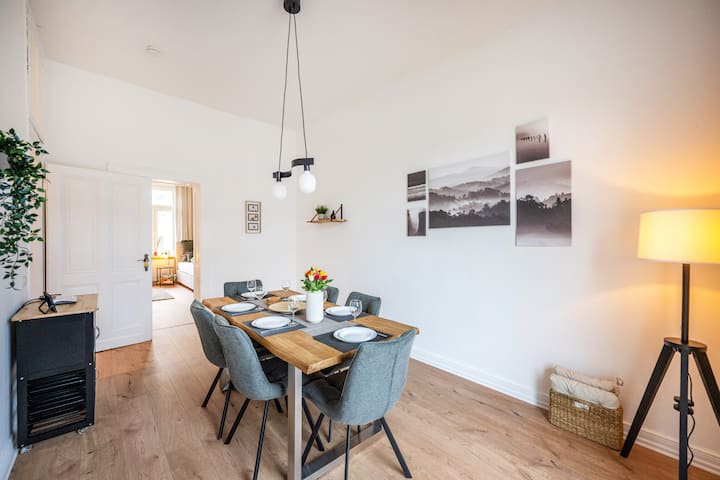 Oasis South | 200 Sqm | 4 Br | 2 Floors | Groups - Coblence