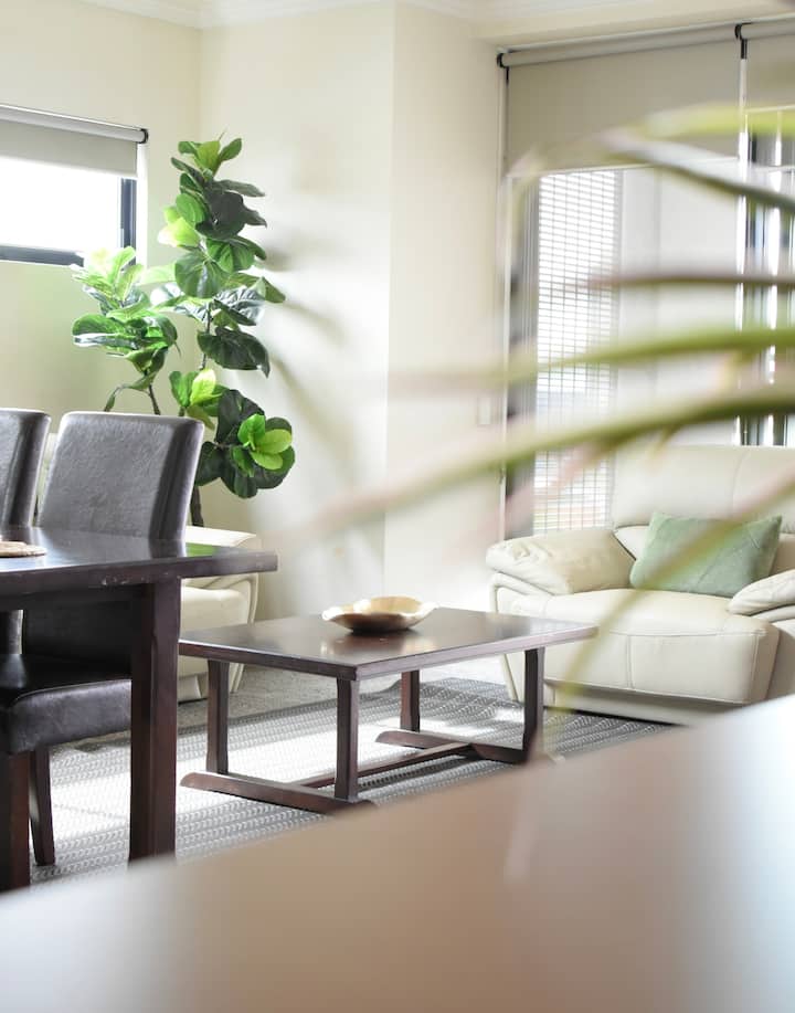 Brisbane City Apartment, 2 Bed - 2 Bath - Spring Hill