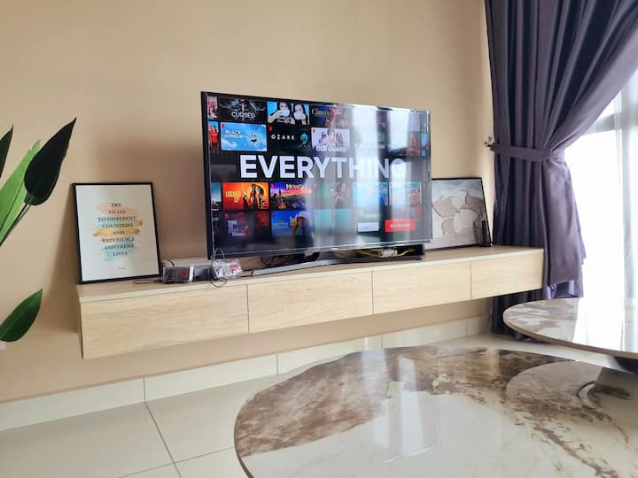 Midvalley Southkey Mosaic High Floor 8 Pax Cozy - Johor Bahru