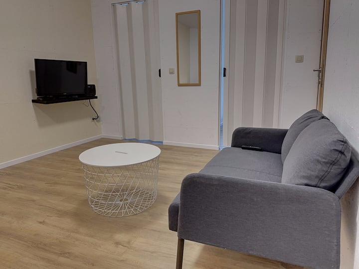 Jean 1a Brussels-charleroi-airport - Charleroi