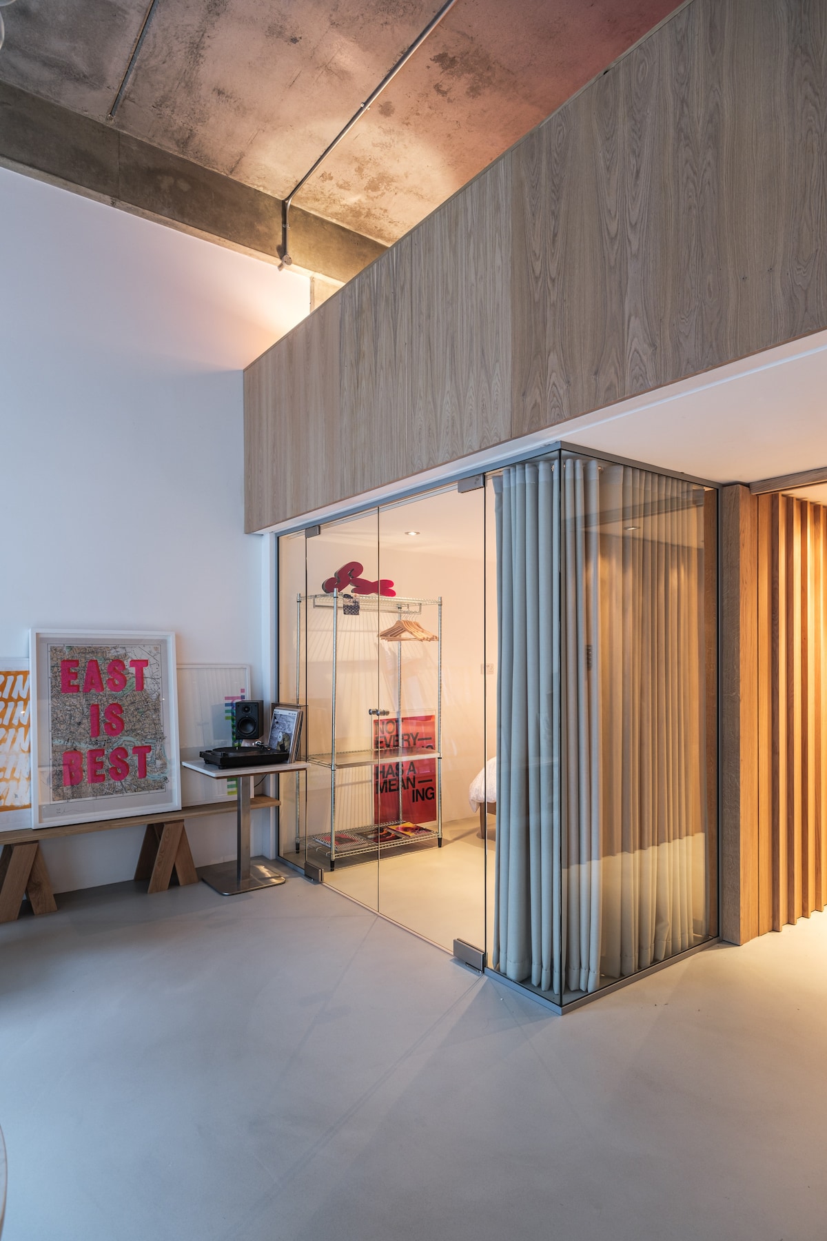Unique, Stylish, Loft Style Flat - Apartments for Rent in Greater ...