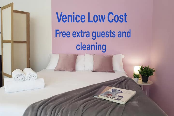 [Venice Low Cost - Free Extra Guests And Cleaning] - Mestre