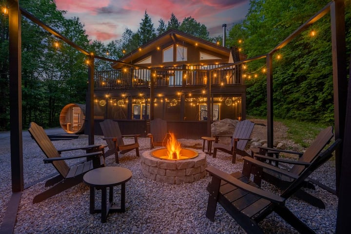 Ski Chalet 6 Min To River • Hot Tub & Sauna - Maine