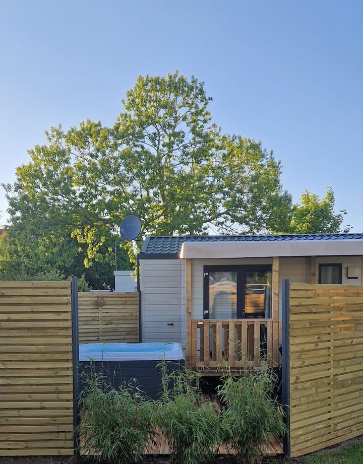 Mobil-home  Avec Spa Privatif - Plérin