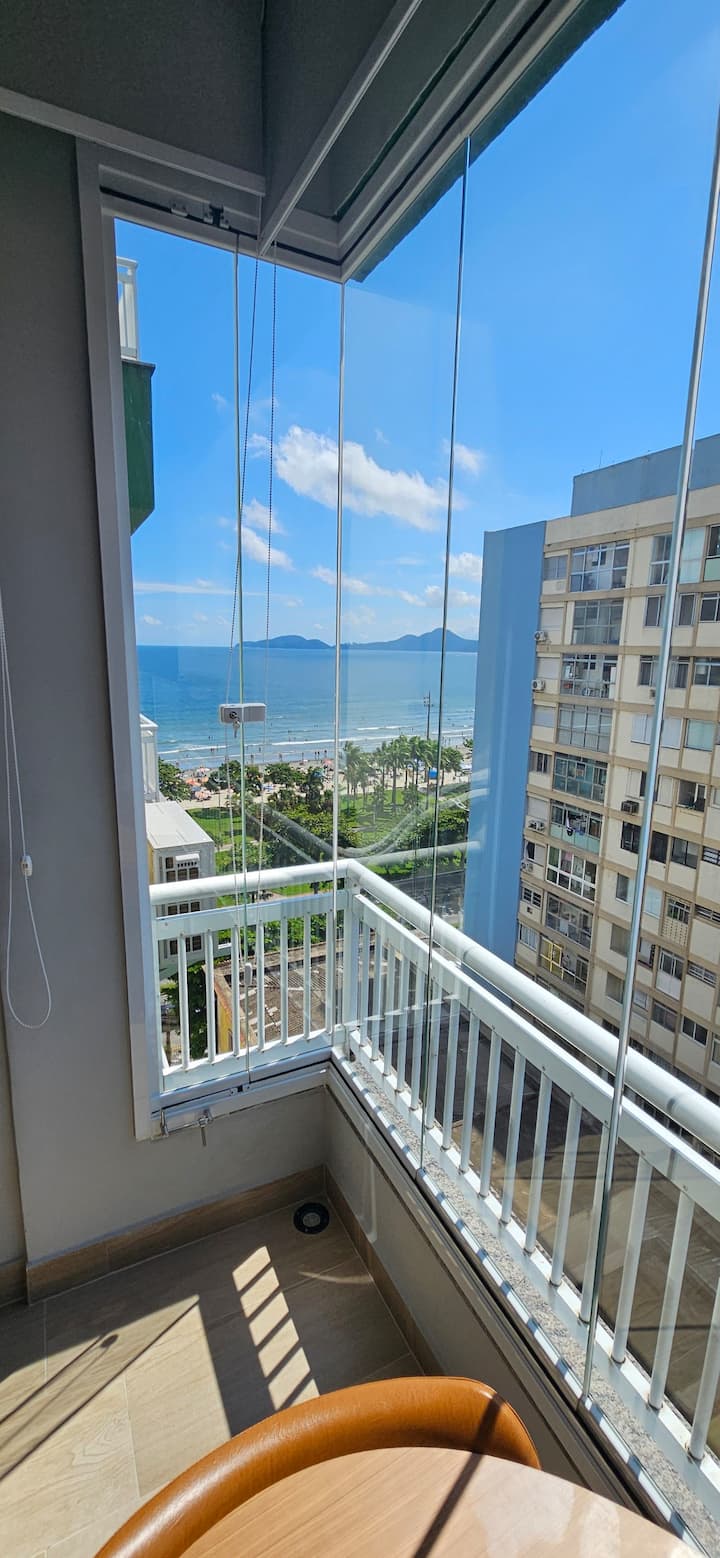 Novo, Ar Condicionado, Garagem E Com Vista Mar - Santos