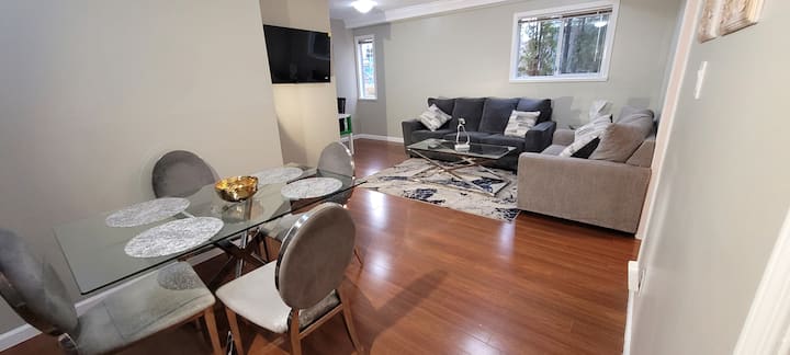 Luxury Guest Suite - Abbotsford