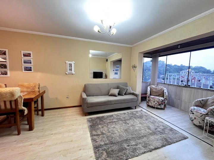 Apto Aconchegante Com óTima Localização - Gramado