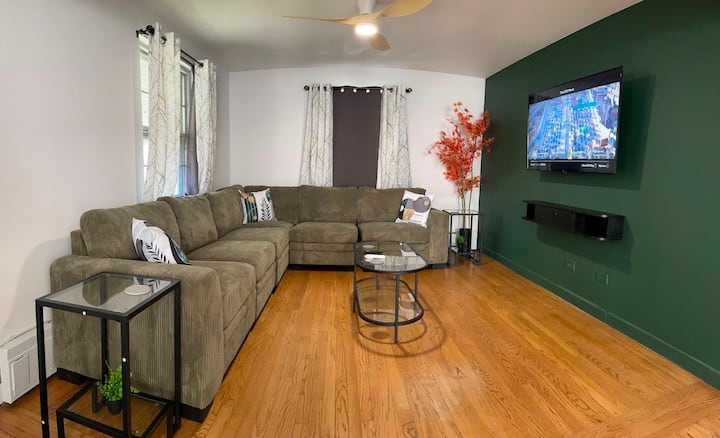 Family&frnds Relax Here 3br/2ba - Waukegan, IL