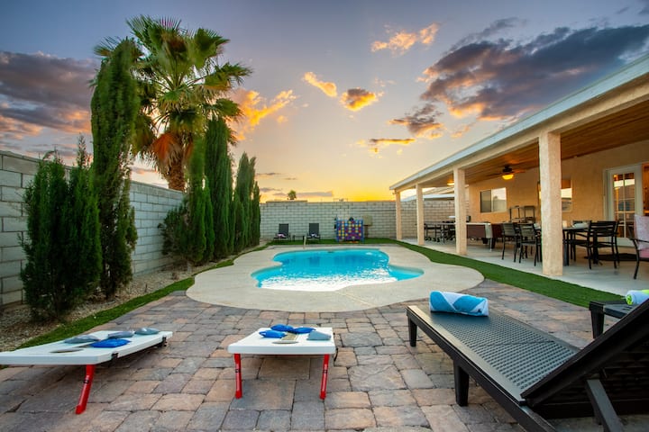 5bd Memorable Stays And Backyard Games Galore! - Las Vegas, NV