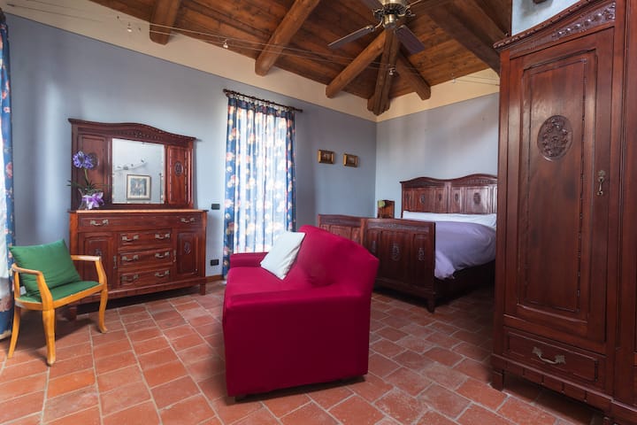 Alba Morus Guest House - Camera Matrimoniale - Barolo