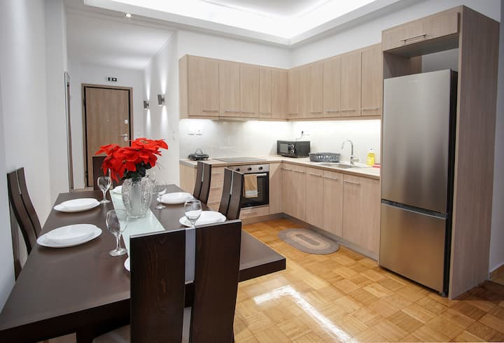 Charming Apt Near Athens Museum! - Atenas