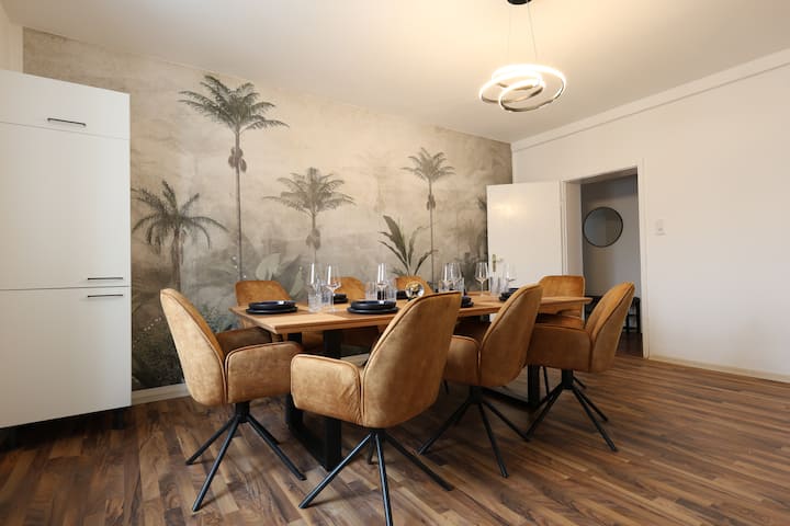 Cruwzo | Exclusive Apartment For 8 People - Ingolstadt