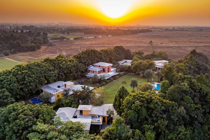 Stayvista At Manvi Estate W/ Pool, Wifi, Bonfire - India
