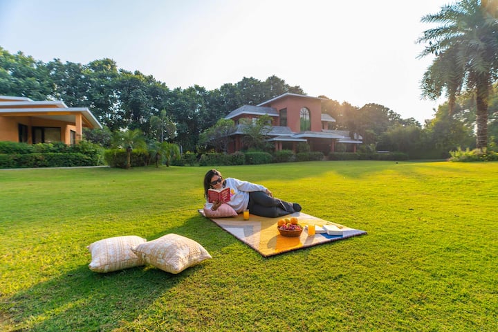 Manvi Estate – Luxury Stayvista Villa 10br - Inde