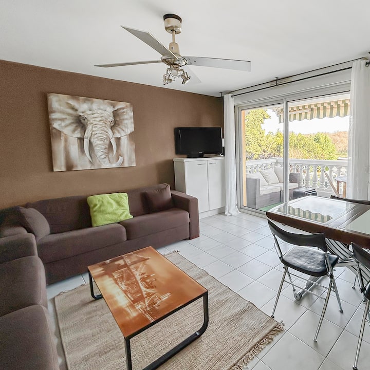 Charmant T2  Lumineux Avec Terrasse Et Piscine - Mandelieu-la-Napoule