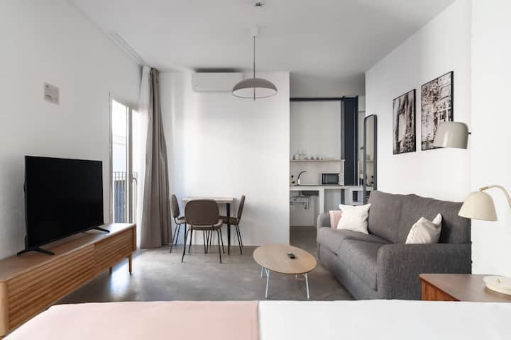 Almeria Cortes | Studio + Sofa Bed (Accessible) - Almería