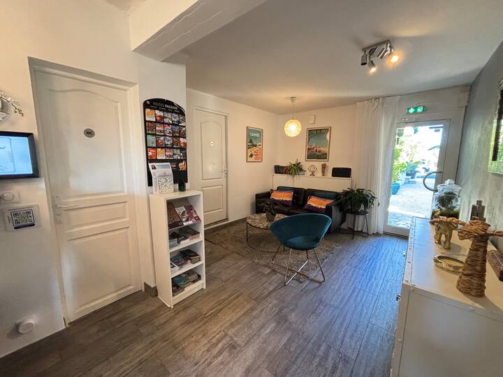 Jolie Chambre Lit King Size - Piscine - Jacuzzi - Tourrettes-sur-Loup