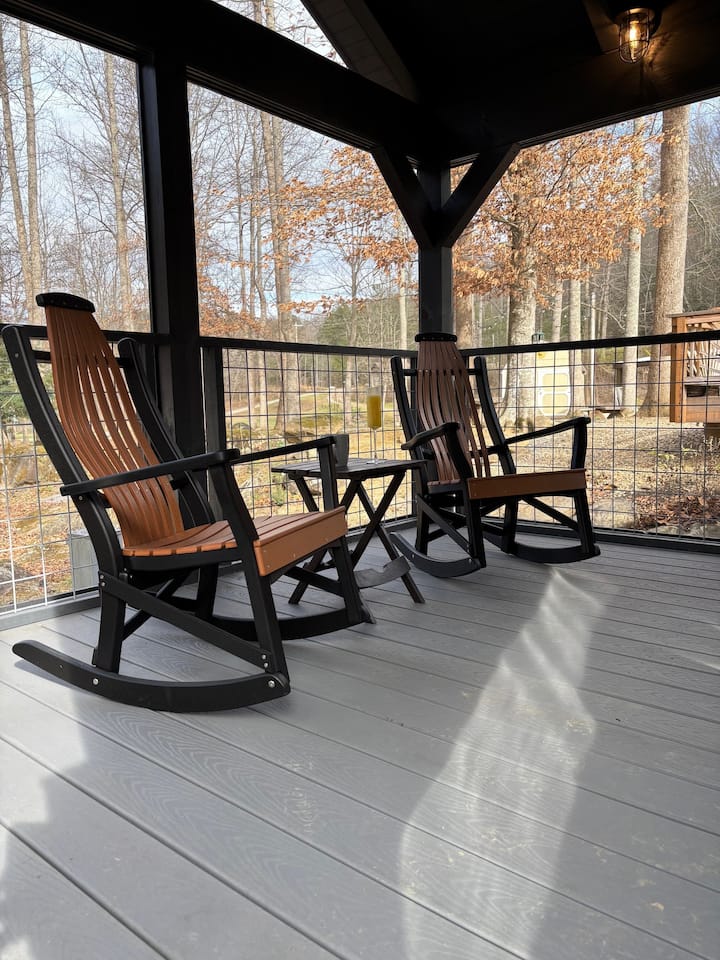 Creek-firepit-mtnview-porch W/rockers-ev Charger - Cosby, TN