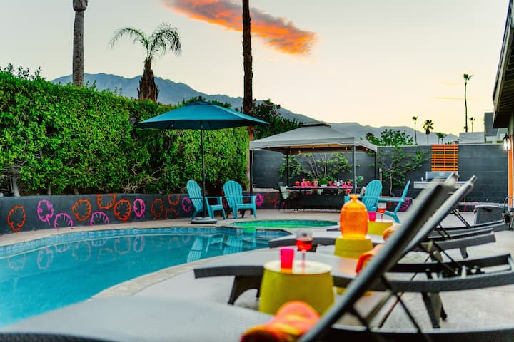Retro Palm Springs Oasis | Pool • Spa • Game Room - Palm Springs