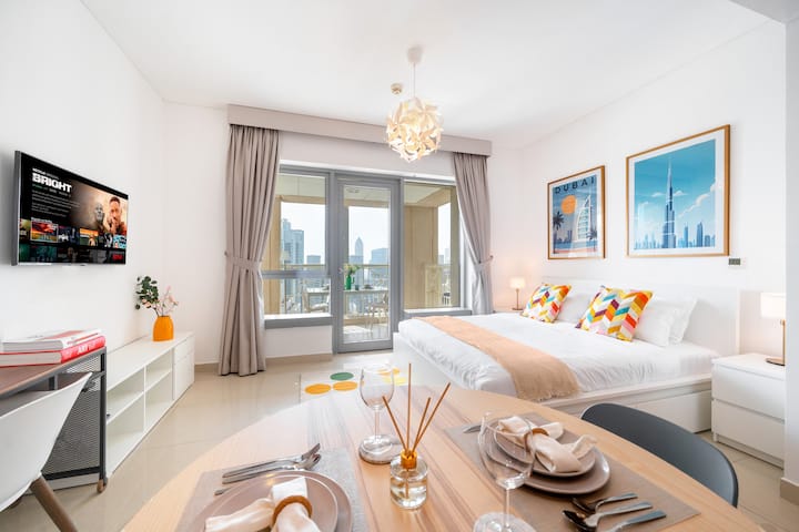 Charming Downtown Studio W/ Stunning Sunset Views - Dubaj