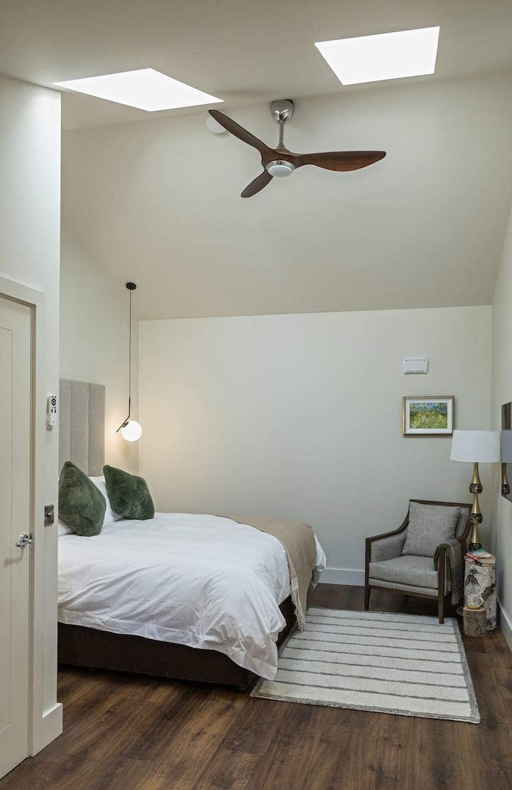 One Bed Cottage With Super King Bed - Naas