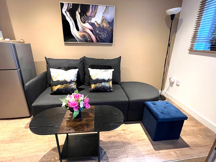 Glastonbury Mystic Vault, 1 Bedroom, High Street - Glastonbury