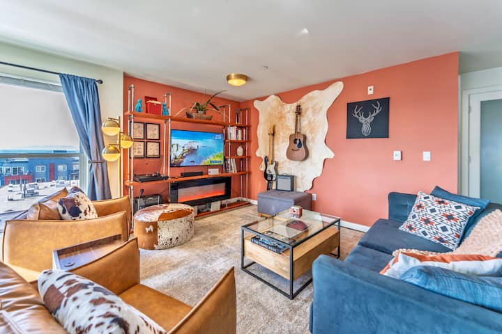Climatepledge Penthouse, Privatepatio, Freeparking - Seattle, WA