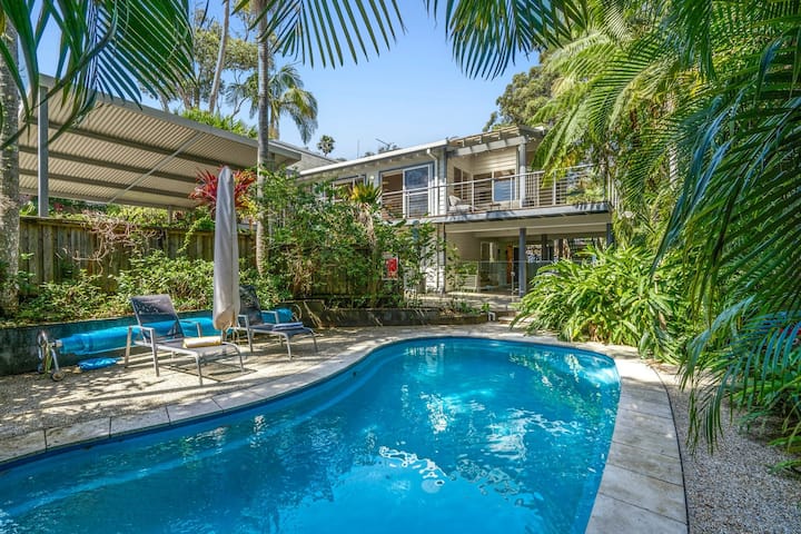 Omanu - Family Home With Pool - Port Macquarie