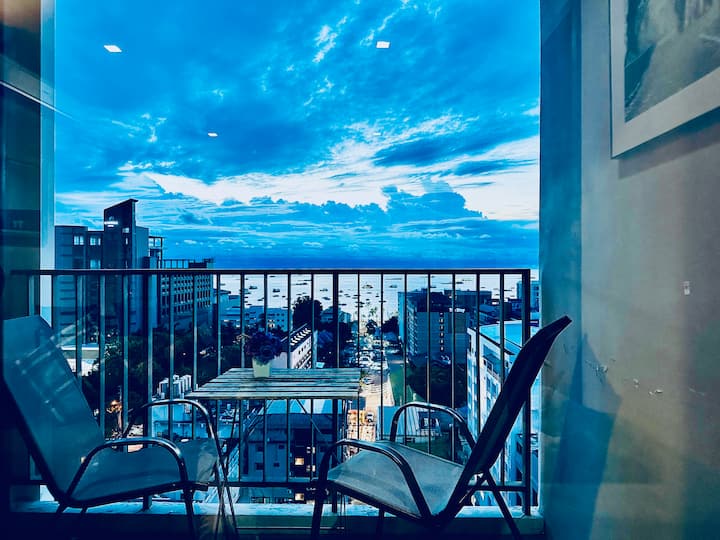 芭堤雅市中心正海景大阳台两房公寓, 高层14楼海景3大床,芭堤雅湾景/无边际泳池/近沙滩步行街 - Pattaya City