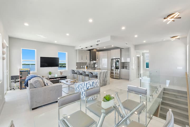 Key Largo Oasis With Pool & Spa Ocean Front - Key Largo