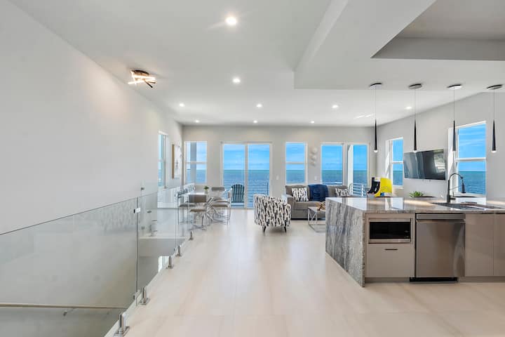 Waterfront Pool & Spa Oasis In Key Largo - Key Largo