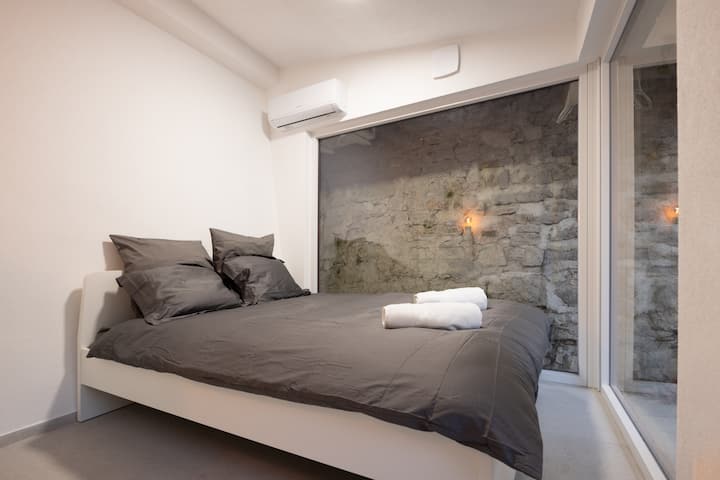 Room Napoleon | Compact | Close To City Center - Ljubljana