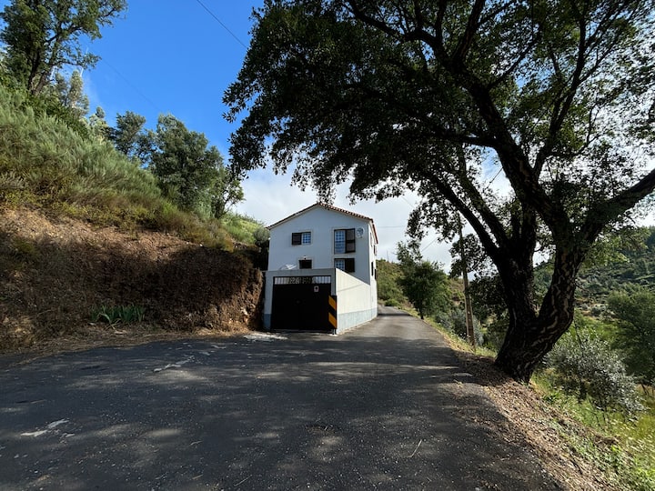 Cozy Country House | Peaceful Retreat In Mountains - Pampilhosa da Serra